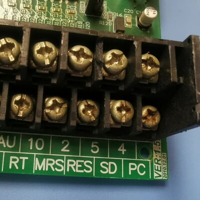 议价士林变频器主板SK100C00135适用