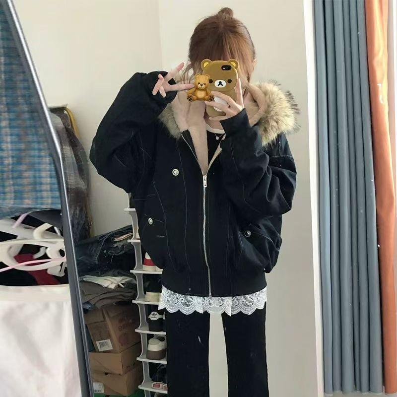 2025美式复古黑色外套女款秋冬季派克服加绒加厚国潮短款夹克百搭