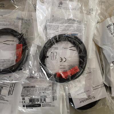 议价施耐德安全门开关XCS-DMC5902 XCSDMC5902