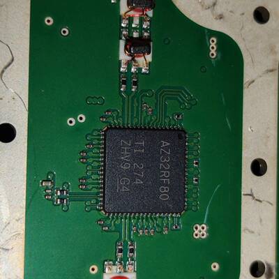 可维修ADC32RF80IRMPR 丝印 AZ32RF80 QFN议价