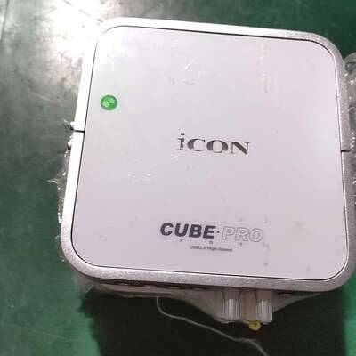 {议价}艾肯 cube pro vst，4进4出usb声卡实物如图，{可维修}