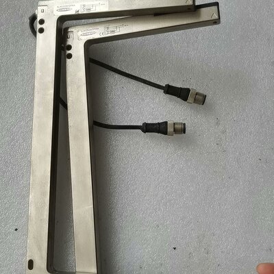议价SLM220B6QPMA邦纳BANNER槽型光电传感器实物可维修