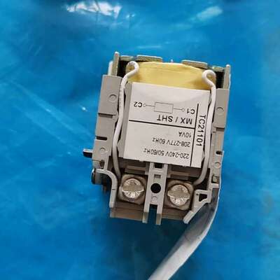 {议价}全新原装 施耐德 NSX CVS分励脱扣器 LV4293
