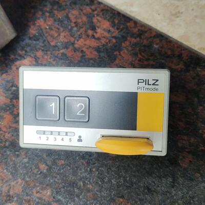 [德峰]Pilz  皮尔磁安全开关 PIT m3.3p  40224