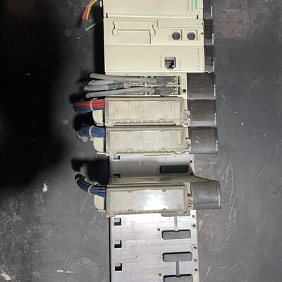 议价PLC模块、TSXPSY2600、TSXP573623可维修