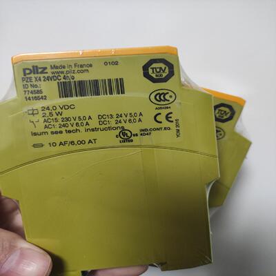 PZE X4 774585 PILZ皮尔兹安全继电器，