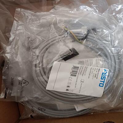 151688带电缆插头插座KMEB-1-24