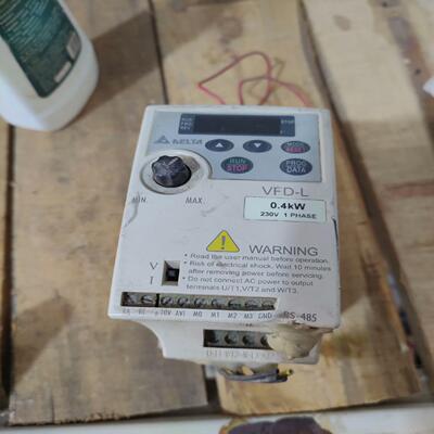 台达VFD004L21A变频器，230V 0.4kw图片