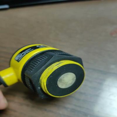 [德峰]邦纳超声波传感器T30UXUA拆机的包好的，线长350-60