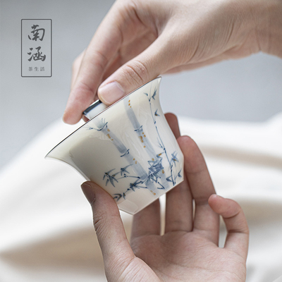 南涵手绘釉下彩玉瓷盖碗