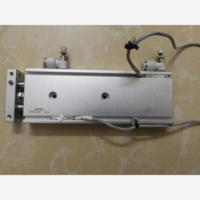 亚德客双杆气缸：TR16X10