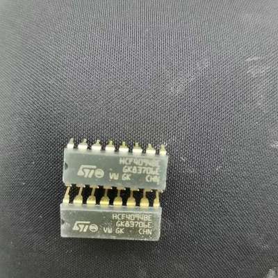 全新直插。HCF4094BE，有需要的来，总共六七百个
