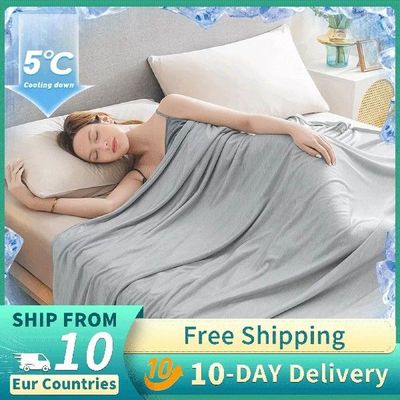 JOY Summer Cooling Blanket Air Condition Comforter Quilt