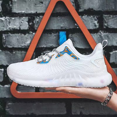 2021 sports shoes men's breathable flying woven shoe