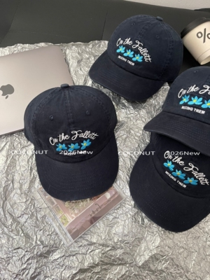 COCONUT 松弛感氛围感神器～韩版刺绣小花字母宽檐棒球逛街鸭舌帽