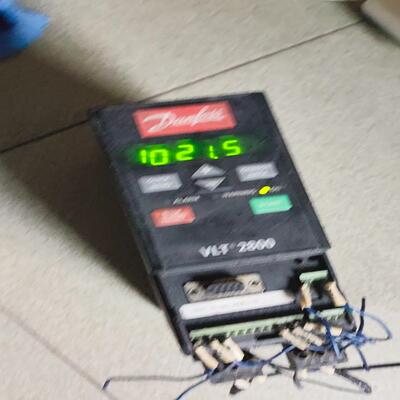 丹佛斯VLT2800变频器T/C：VLT2815PD2B20