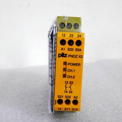 PNOZ X1/X2/X3X2.1774303/774300/774310/774318/774306安全电器