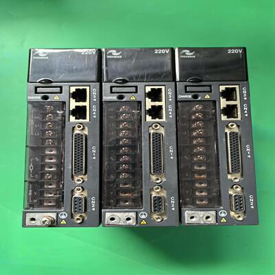 汇川驱动器IS620PS2R8I 原装，功能完好