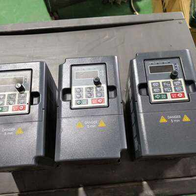 鑫德力变频器MG100-R005G，0.4kw功率，220V