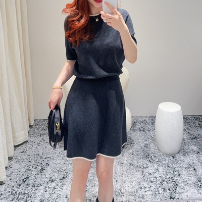 2026春新款圆领复古简约拼接短袖针织衫短裙两件套装女MBF1DRS043