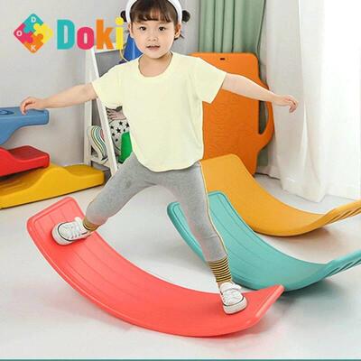 Doki Child Balance Seesaw Toy Indoor Curved Wobble Board Bab