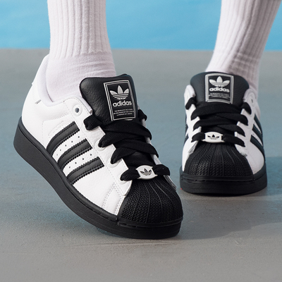 adidas阿迪达斯三叶草女鞋贝壳头板鞋秋季新款休闲运动鞋女KK4473