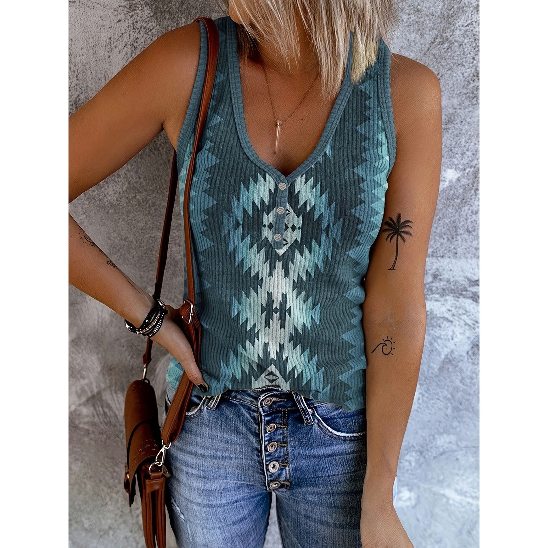 印花V领无袖休闲吊带背心女 Printed sleeveless casual camisole