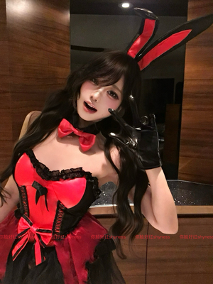 你脸好红shyness-红心皇后-兔女郎制服套装性感纯欲万圣节漆皮cos