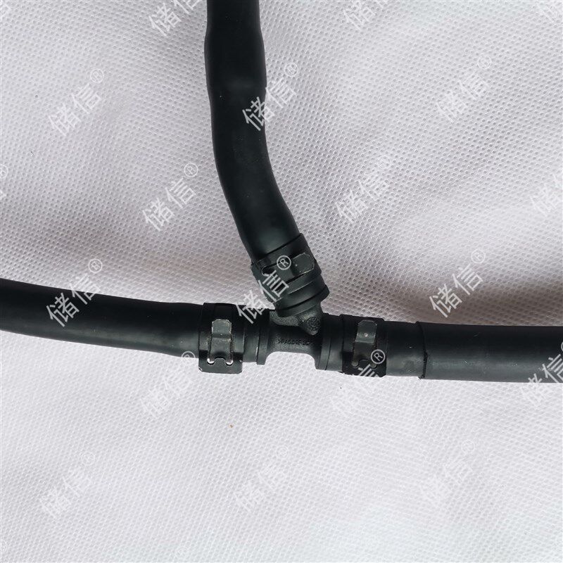适配奥迪Q32i.0T水壶水管 散热器蓄水壶连接水管 冷却液水管
