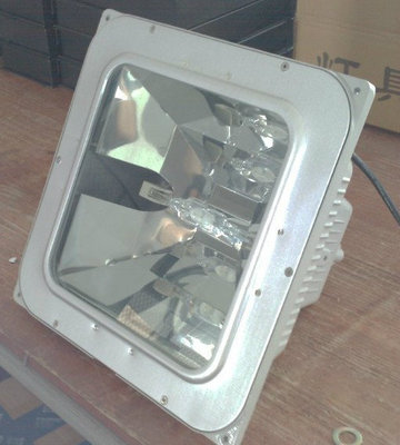 NFC9100低顶灯 防眩棚顶灯 ZY8150防泛照明灯70W/100W/150W