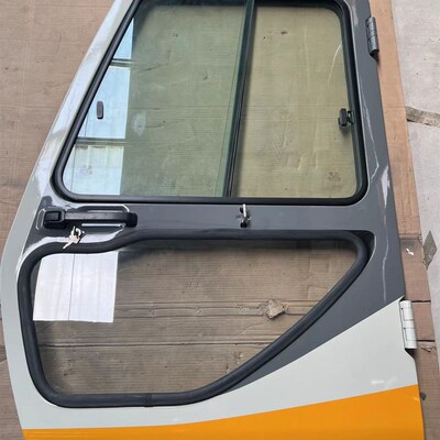 加藤挖掘机HD512/820/1043/1430-1-2-3-R-V驾驶室门总成玻璃优质