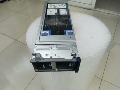 IBM X3850X6主板 CPU板 00D0402 cpu