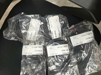 KEYENCE基恩士OP-85502，全新原装未拆封，要的老