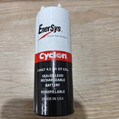 询价新的 霍克Cyclon西科龙Enersys 2V4.5A可维修
