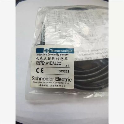 议价接近开关XS7E1A1DAL2CXS7C4011NP26XS7C4011PC26