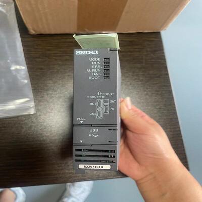 议价PLC模块Q173HCPU，库存一台，测试过，可维修