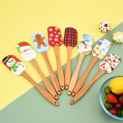 New Christmas Wooden Handle Kitchen Fondant Cake Cream Spatu