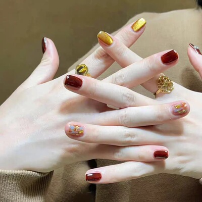 纯手工穿戴甲早春老钱贵气复古酒红撞色晕染鎏金猫眼显白结婚美甲