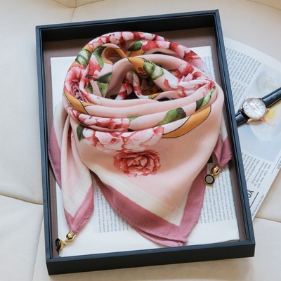 三角小方巾磁吸扣围巾女款