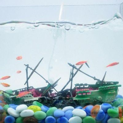 极速Shipwreck Action Aquariyum Ornament Sunken Galleon Ship