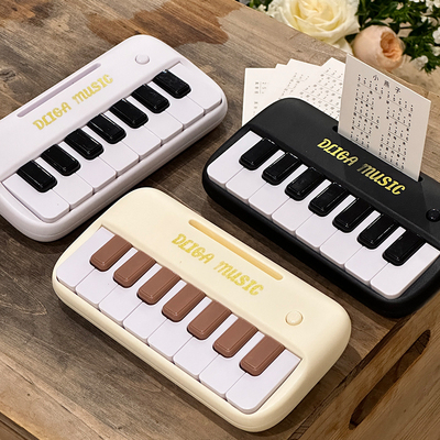 儿童迷你小钢琴随身爱玩的小乐器盲盒可弹奏玩具小型女生1到3岁