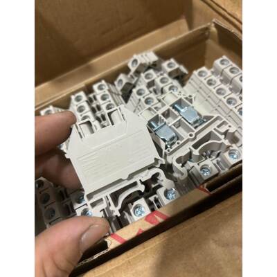 【议价】全新台湾町洋接线端子DK10N螺钉式10平方