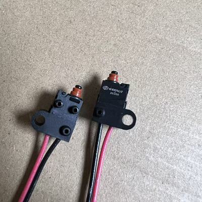 供优质类似ASQM16620 超小型防水微动开关常闭型车箱门锁限位按键