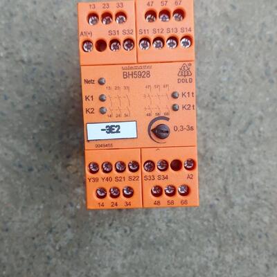 议价BH5928-3E2 安全继电器 DOLD多德工控自动化配件维修