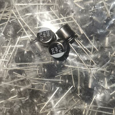 可维修5300个16v270uf丰宾固态电容。原包装，体积8*8，议价