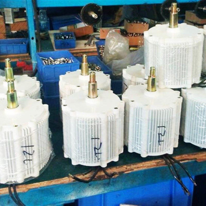 好货低扭矩永磁600W三相风力发电机 风力发电专用 超低速发电24V/