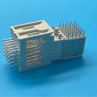 板对板 、背板连接器TE/泰科HMFC55P02412A   55芯母座 弯插