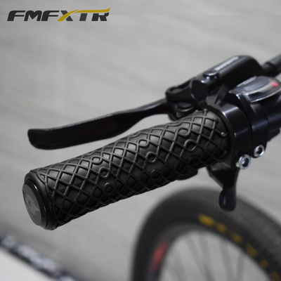 山地自行车大燕把防水双通超软硅胶把套儿童骑行车把防滑耐用握把