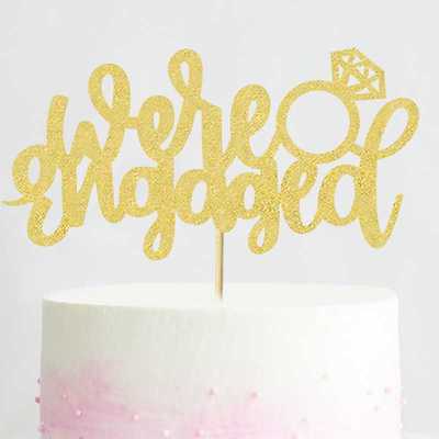 新款直销We're Engaged我们订婚了钻戒蛋糕插牌 浪漫求婚婚礼派对