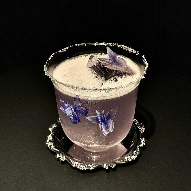 酒馆商用水杯玻璃杯精酿反口高脚杯鸡尾酒杯香槟杯白兰地杯果汁杯
